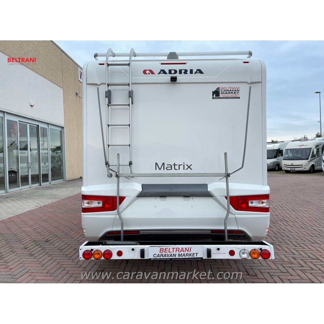 Semintegrali Usati | Adria Matrix Plus M 670 SBC - 2016