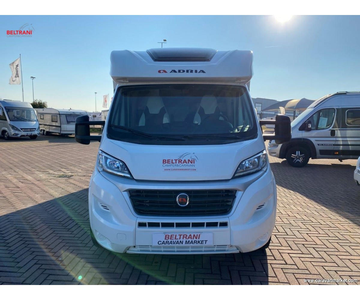 Semintegrali Usati | Adria Matrix Axess 600 SC - ex nolo
