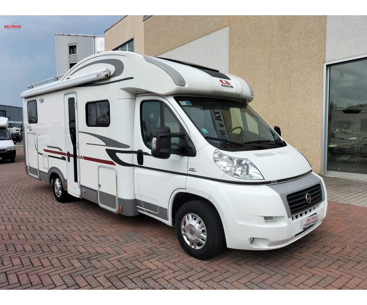 Semintegrale | Adria Matrix S 680 SP