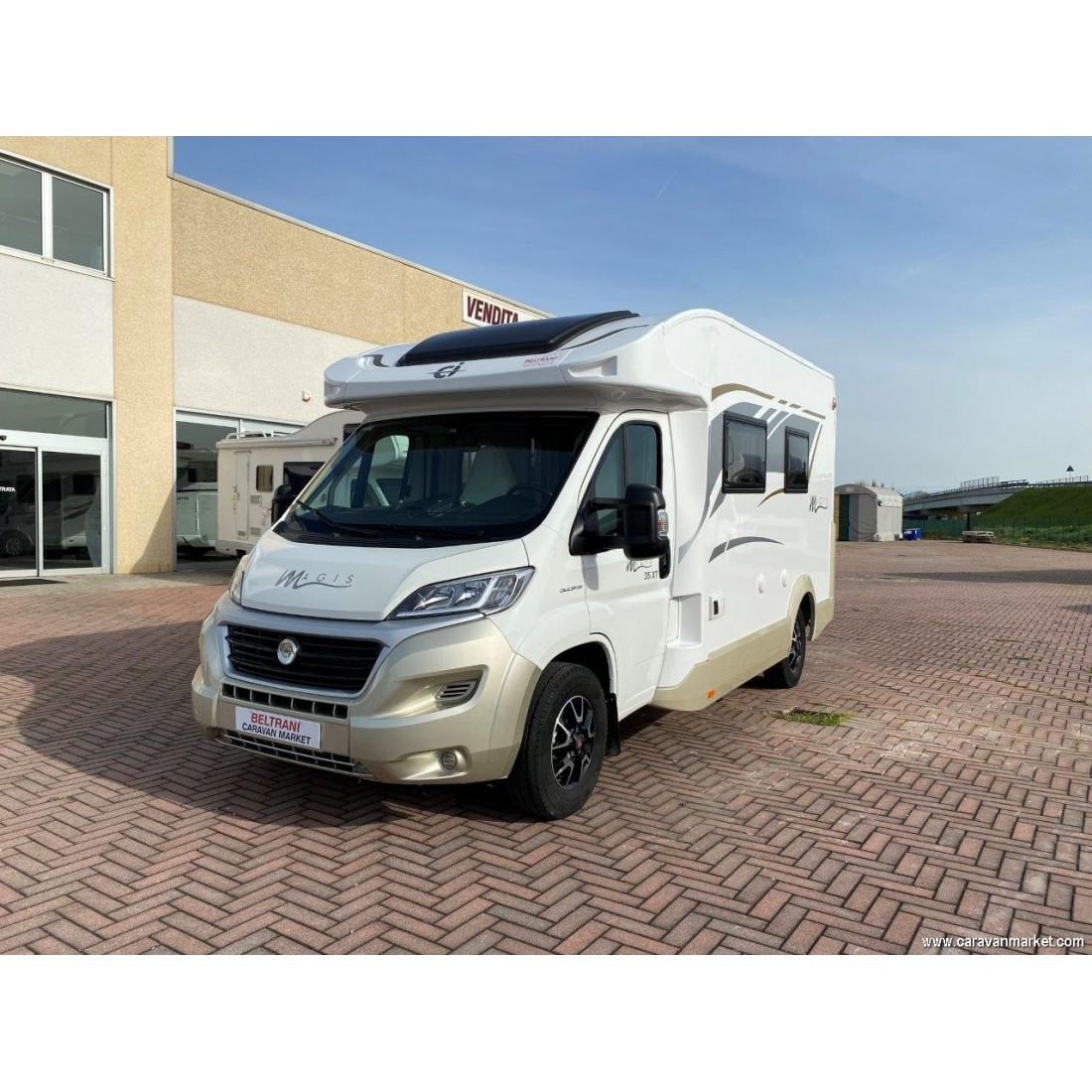 Mansardati Usati | Ci Magis 35 Xt - 2018