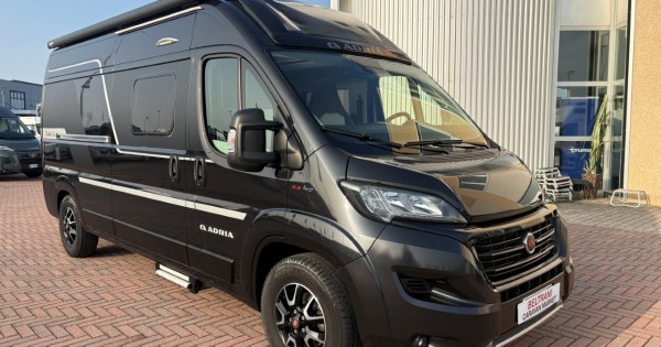 Van Usati | Adria Twin Supreme 600 SPB