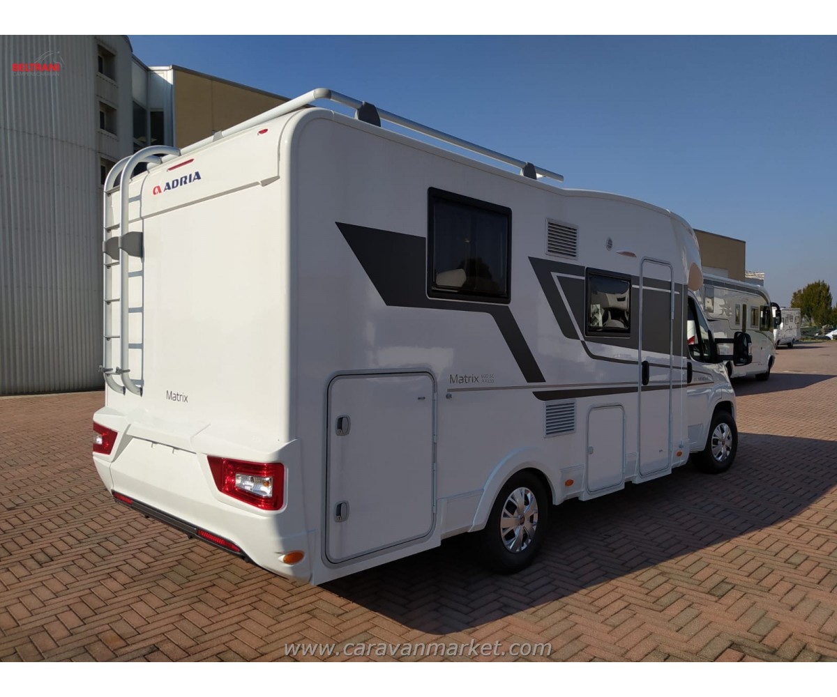 Semintegrale | Adria Matrix Axess 600 Sc - 2021