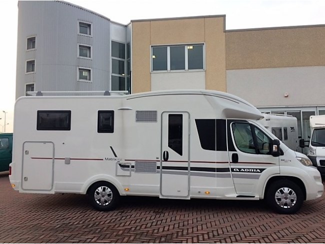 ADRIA MATRIX PLUS M 670 SL - Anno 2017