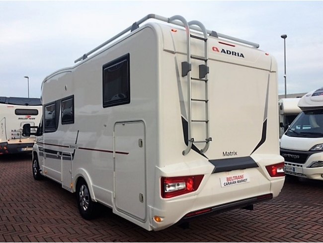 ADRIA MATRIX PLUS M 670 SL - Anno 2017