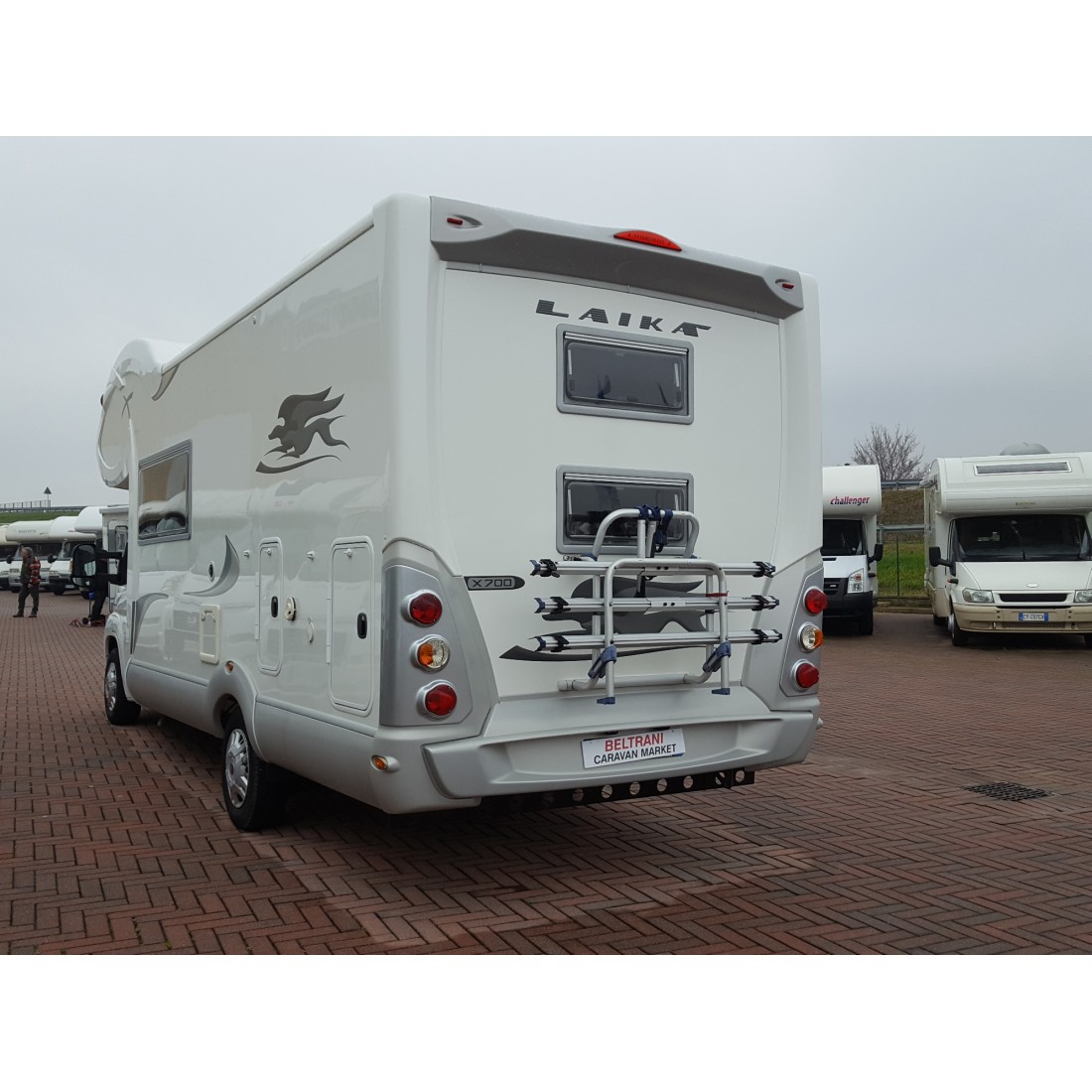 LAIKA X 700 - ANNO 2010